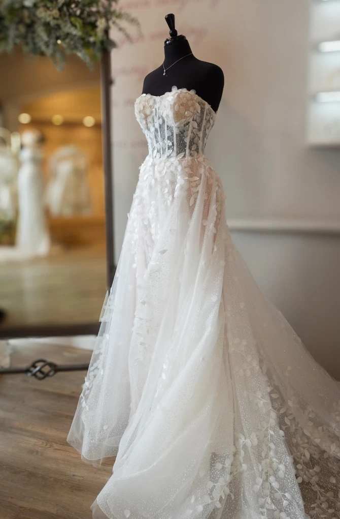 Flagship Exclusives - Lilac | Casablanca Bridal Flagship Store