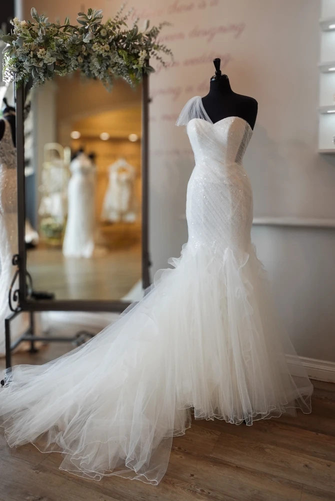 Flagship Exclusives - Fontana | Casablanca Bridal Flagship Store